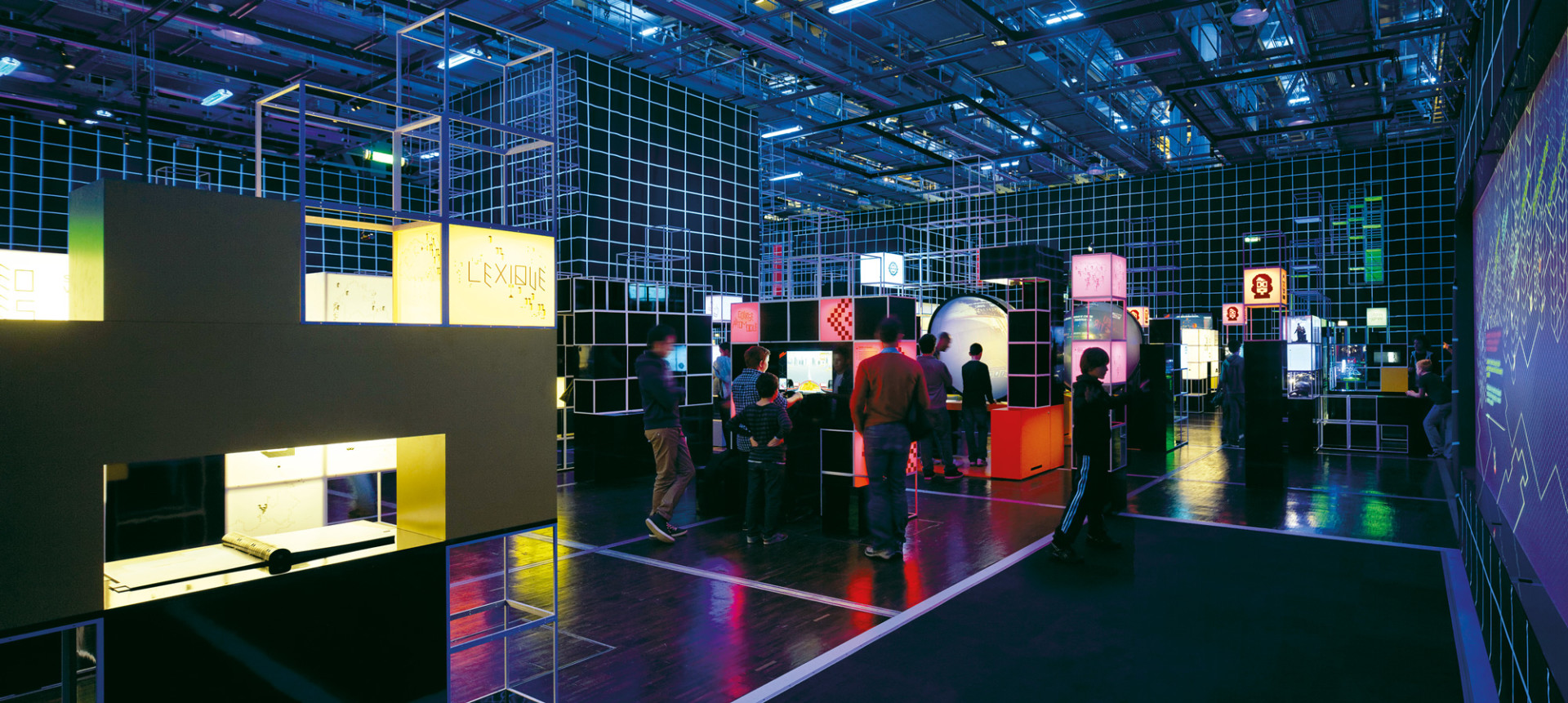Video Game: the exhibit' - Projectiles